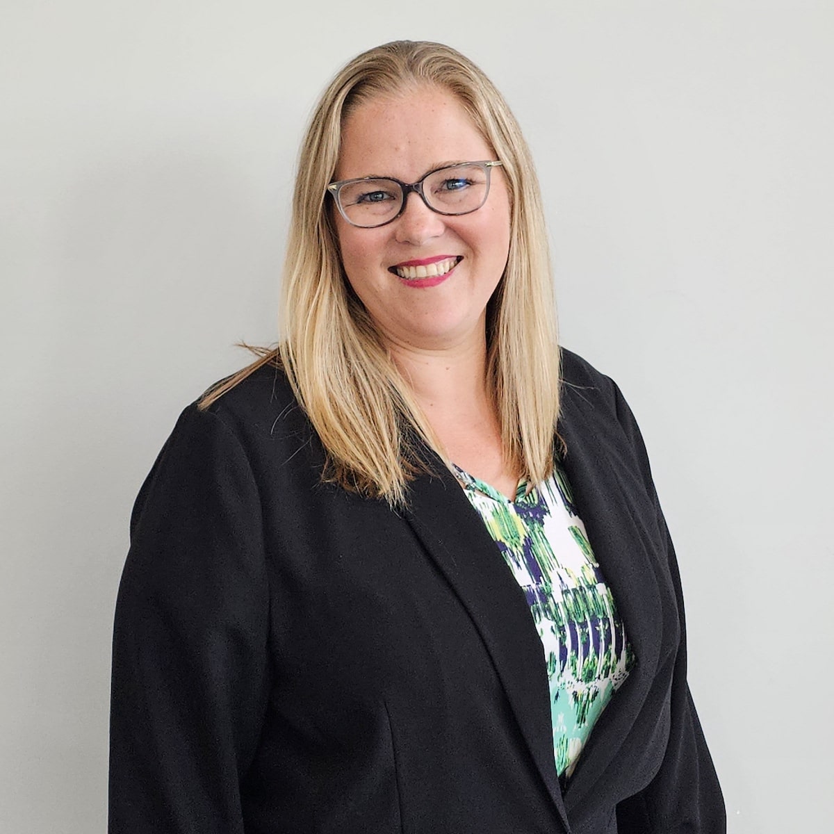 Laura Brownfield, Licensed Client Support Associate / Relationship ...